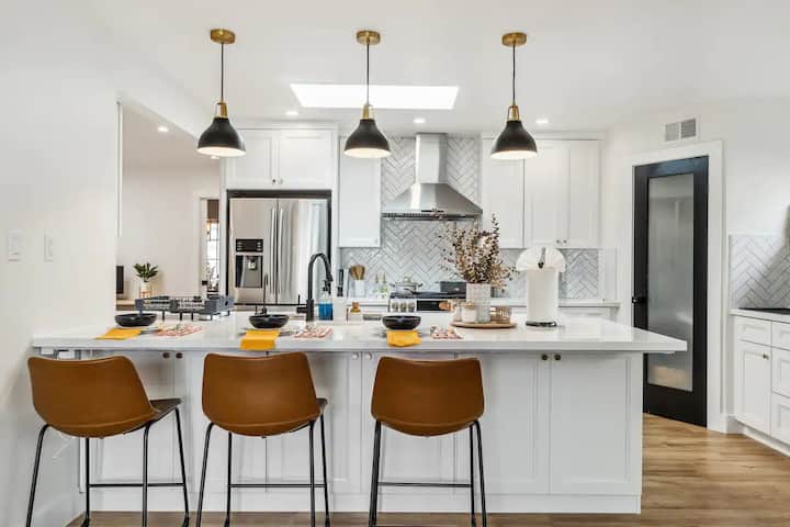 Luxostays | ! Modern 3b #King Bed #Sfo#family - San Bruno, CA