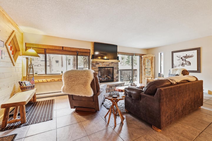 Pine Ridge 15a: Great Location - Ski-in Property - 布雷肯里奇