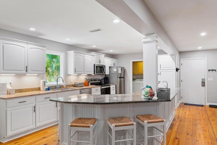 New Listing, Community Pool, Easy Beach Access! - Kiawah Island, SC