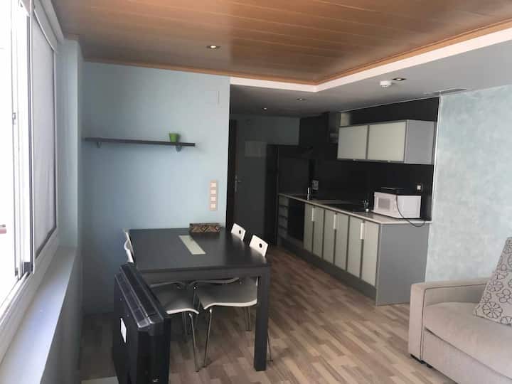 Ornis "Gaig Blau": 1chambre+canape-lit 2/4pers Fenetres Vue Cour - Sant Carles de la Ràpita