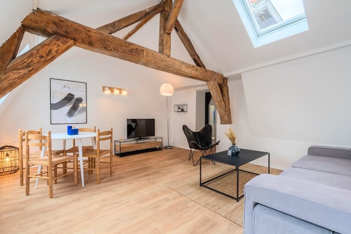 Appartement Charmant Sous Les Toits Vieux Lille ! - Lila