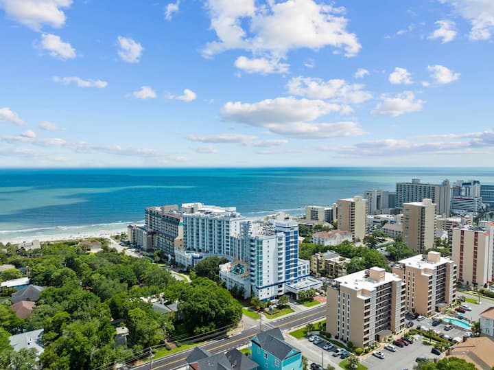 Family Resort Fun: In/outdoor Pool & Hot Tub - Myrtle Beach, SC