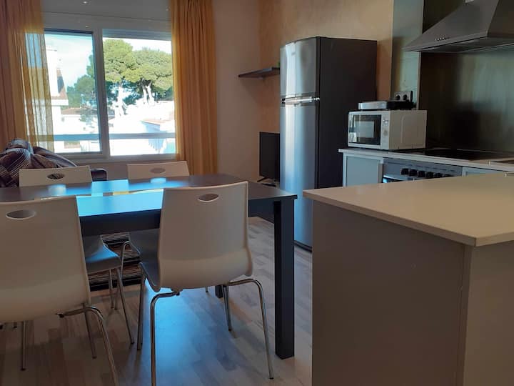 Ornis "Putput": 1 Chambre+sofa-lit 2/4 Pers, Vue Sur La Rue - Sant Carles de la Ràpita