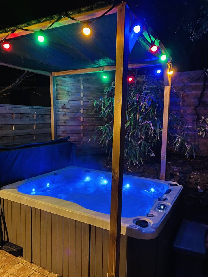 Hebergement Avec Spa Privatif Extérieur - Cuers