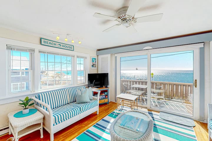 Steps To Beach 2br Oceanfront 2nd-floor | Deck - Provincetown, MA