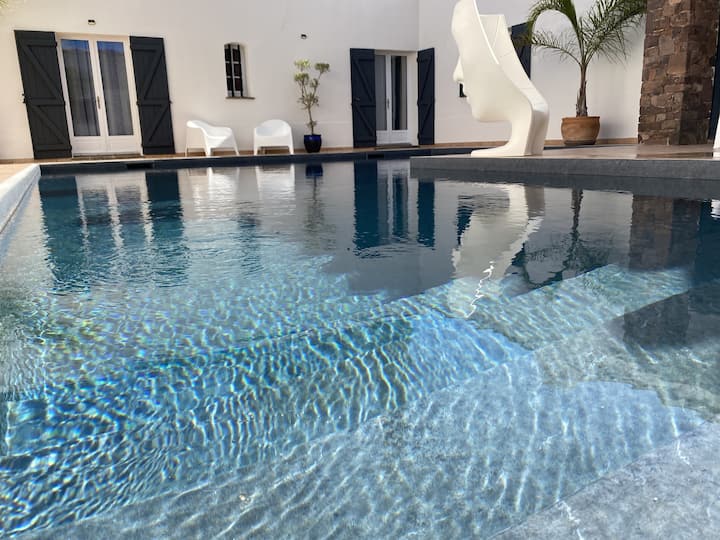 Appartement Avec Vue Sur Piscine Et Accès Spa - Le Pradet
