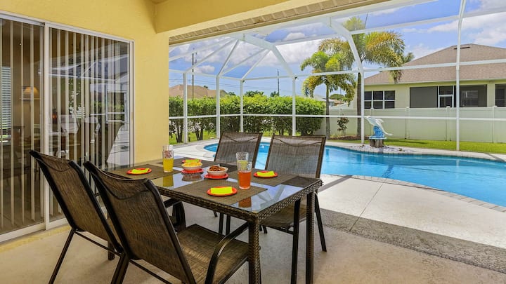 Villa Happiness Private Pool - Cape Coral, FL