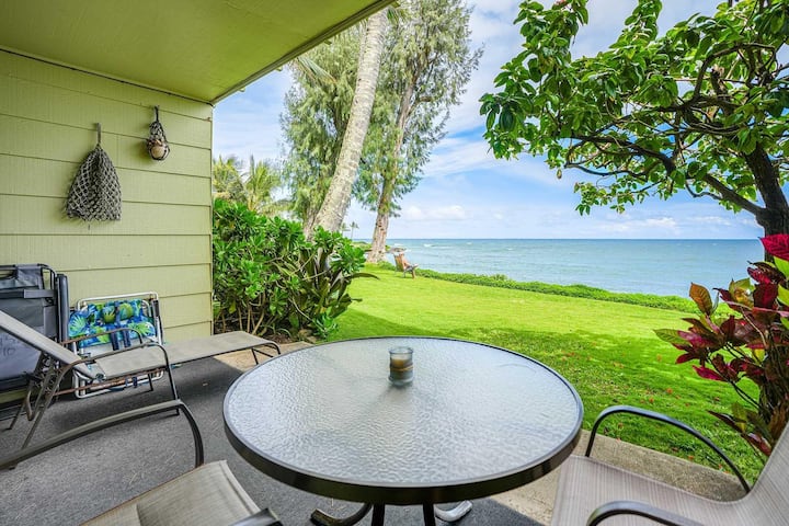Kapaa Sands Unit 10 Direct Oceanfront Studio - Kauai, HI
