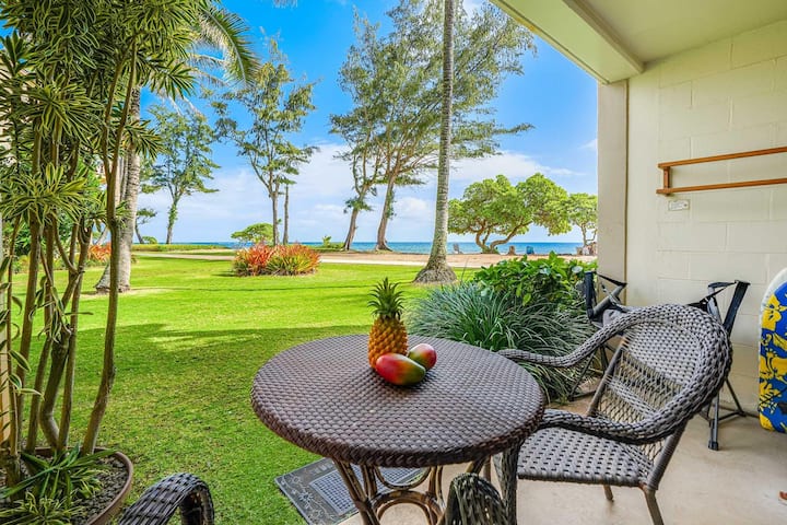 Islander On The Beach 163 Oceanfront Studio - Lihue, HI