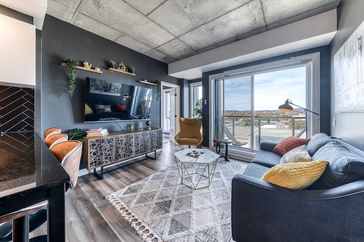 Incredible Sunset View Pool Parking Near Oldquebec - Québec City