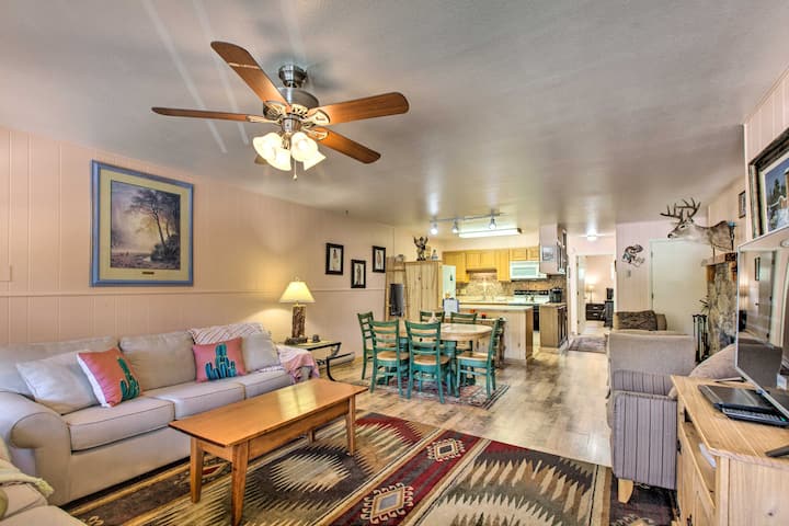Red River Ski Condo On Main St - Mtn View! - Red River, NM