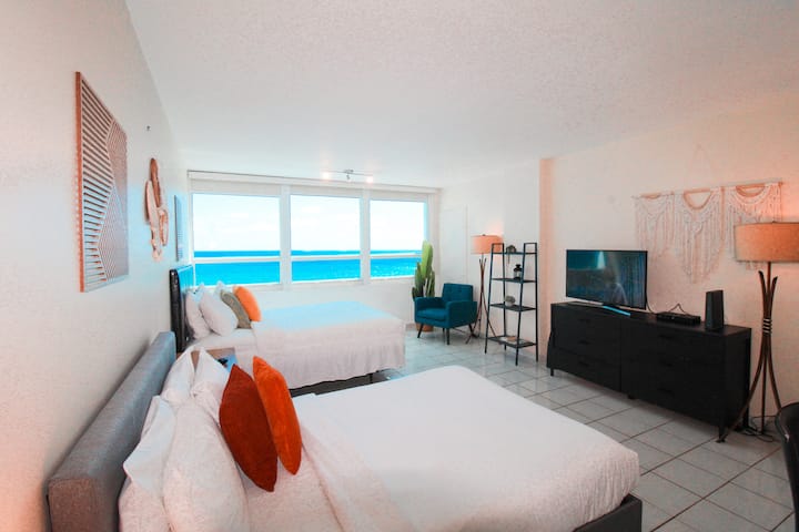 Castle 1733 Oceanview Studio W/ Free Parking - Miami Beach