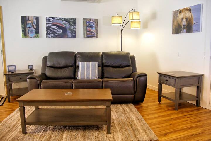 3br - King Beds & Bunk Beds - Free Tram Tickets - Juneau, AK