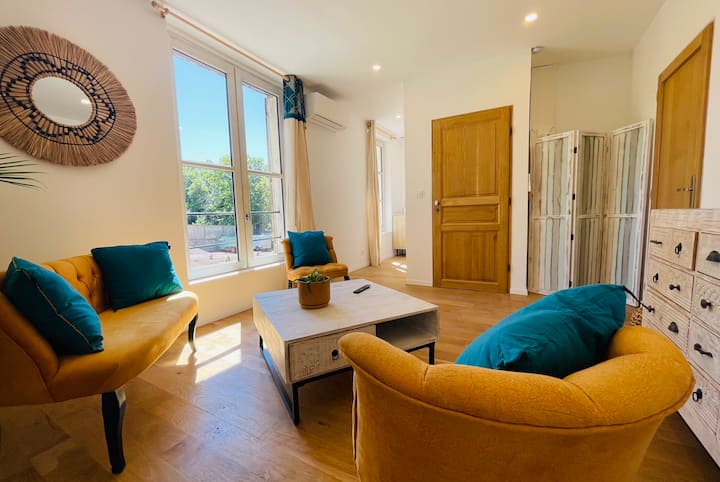 La Suite Ronsardienne Dans Un Manoir De Charme - Chambray-lès-Tours