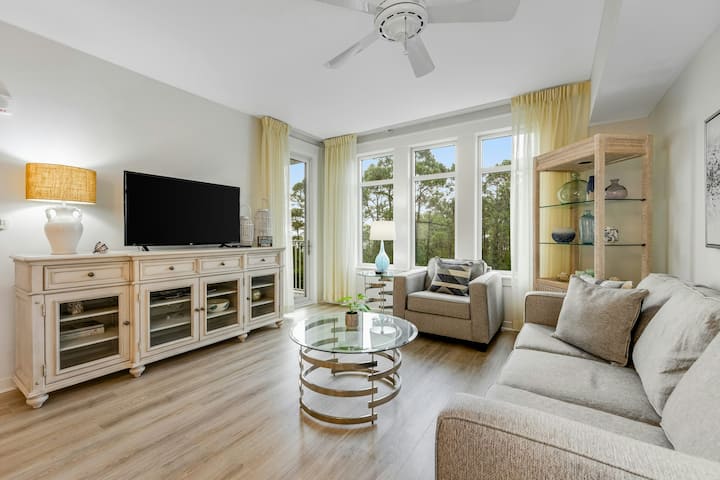 Sophisticated 1br Golf Course View 3rd-floor - Miramar Beach, FL