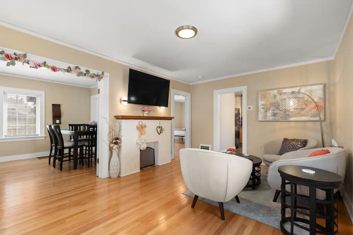 Freshly Renovated Home In A Vintage Neighborhood - Billings, MT