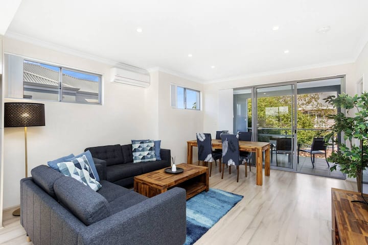 134 North Perth Nest For 4 +Parking - Perth