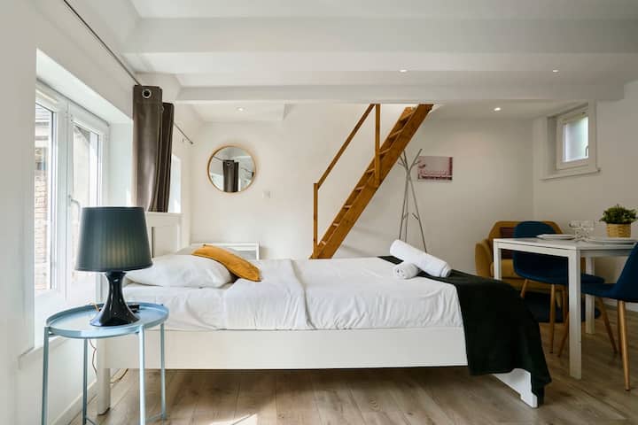Lille Hypercentre Gares - Petite Suite - Gare de Lille Europe - Euralille
