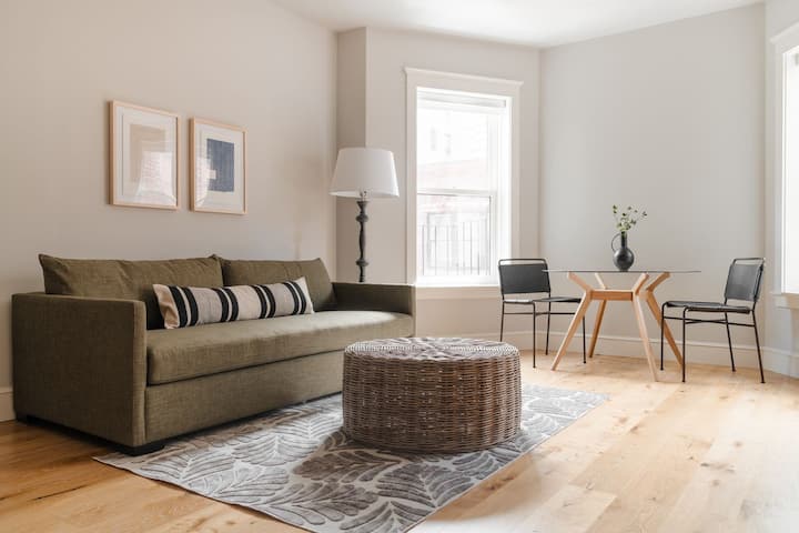 Sonder The Magnolia | Superior Full Suite+ - Dorchester, MA