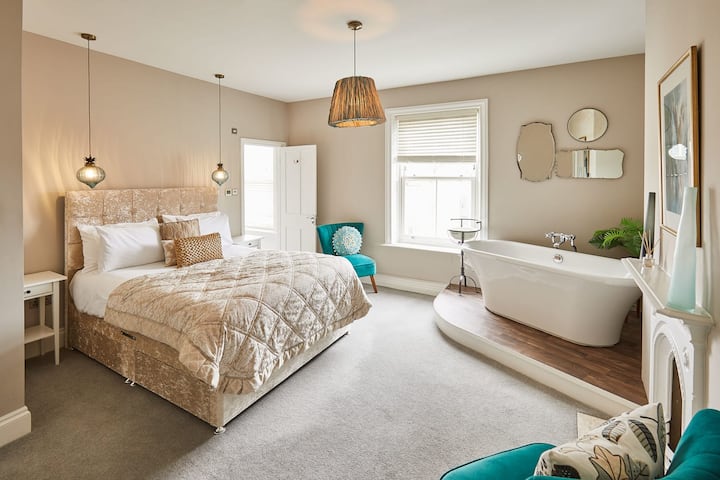 Host & Stay | One Mulgrave Place - Whitby