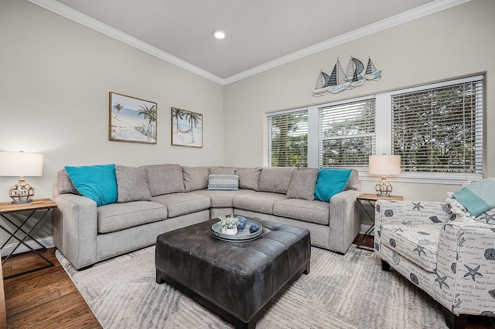 Direct Beach Access Retreat!  King Suite, Hot Tub - Miramar Beach, FL