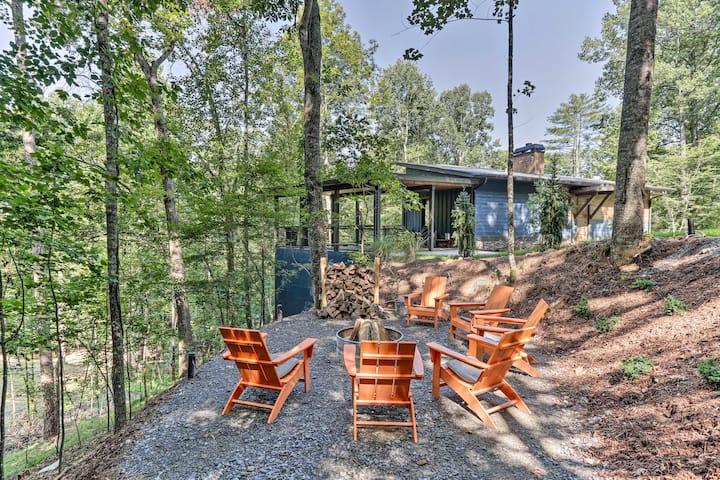 Ellijay Cabin Escape: Hot Tub & Fire Pit! - Ellijay