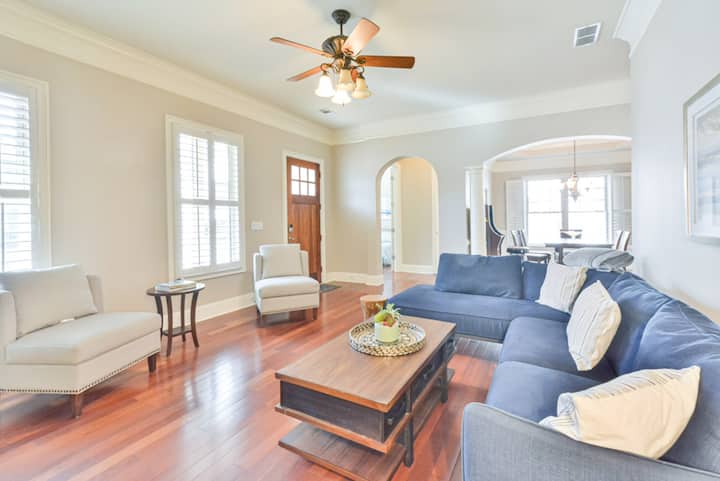 Stunning Home In Atlantic Station! Sleeps 12 - Atlanta, GA
