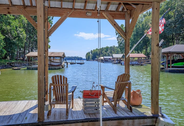 Waterfront Getaway On Quiet Cove - Zootastic Park, Troutman