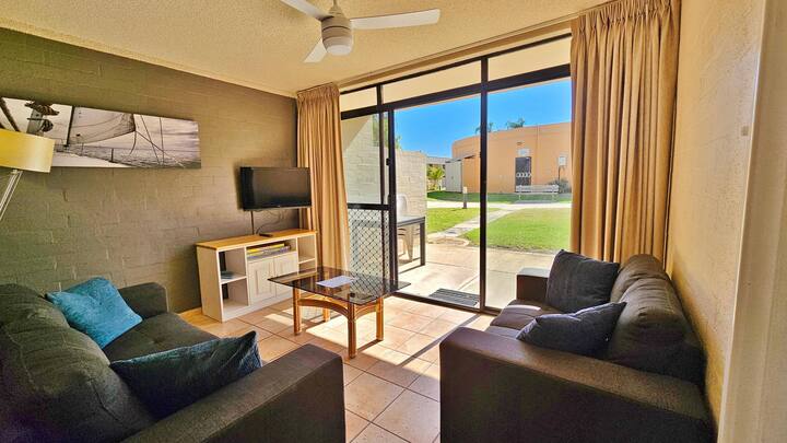Riverview Holiday Apartment 34 - Ground Floor -  K - カルバリ