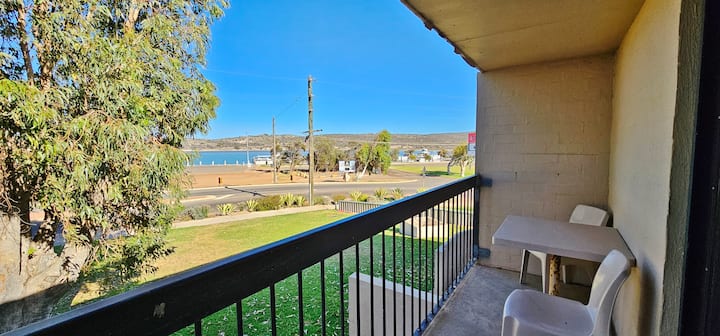Riverview Holiday Apartment 6 - Kalbarri Wa - Kalbarri