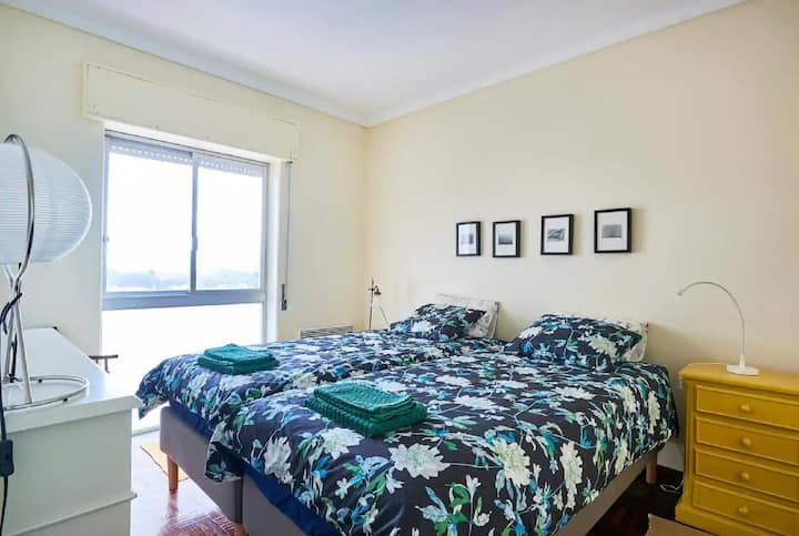 At Home In Cascais By Sweetcottage - Cascais