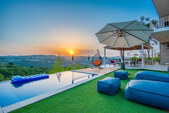 L'auberge De Kour - 4-br Villa & Private Pool - Lebanon