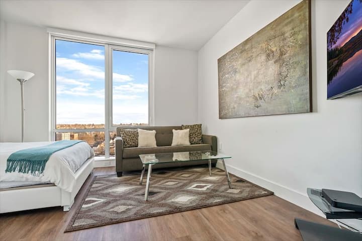 Spacious Studio | Kitchen + Laundry | Downtown - Sleepy Hollow, NY