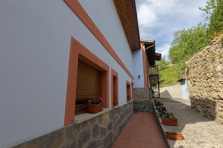 La Besñada  - Apartamento 2 - Cangas de Onís