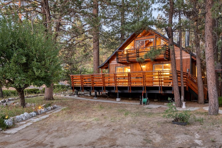 3mins To Lake, 5mins To Skiing  Updated 4bdr Cabin | Avalon Pines By Avantstay - Big Bear Lake, CA