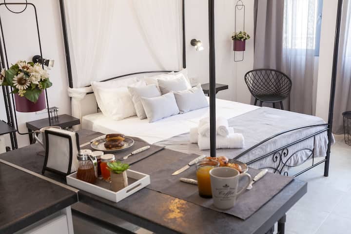 Luxury One Bedroom Aristophanes Apartment - Athens