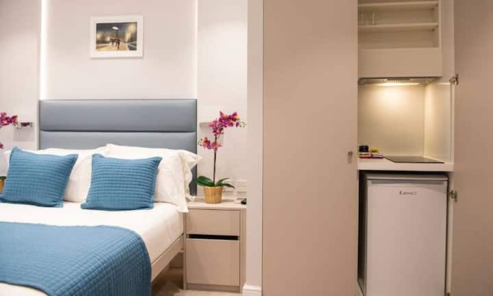 Charming Double Studio With Kitchenette - London, UK