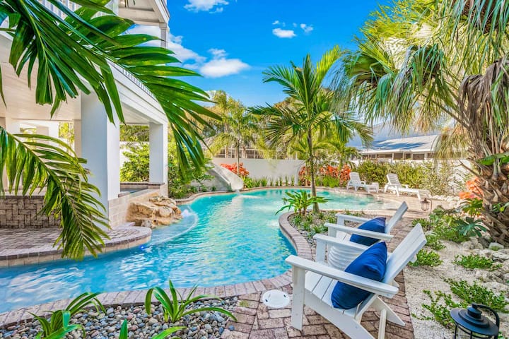 Home With Pool And Waterslide - High Tide - Siesta Key, FL