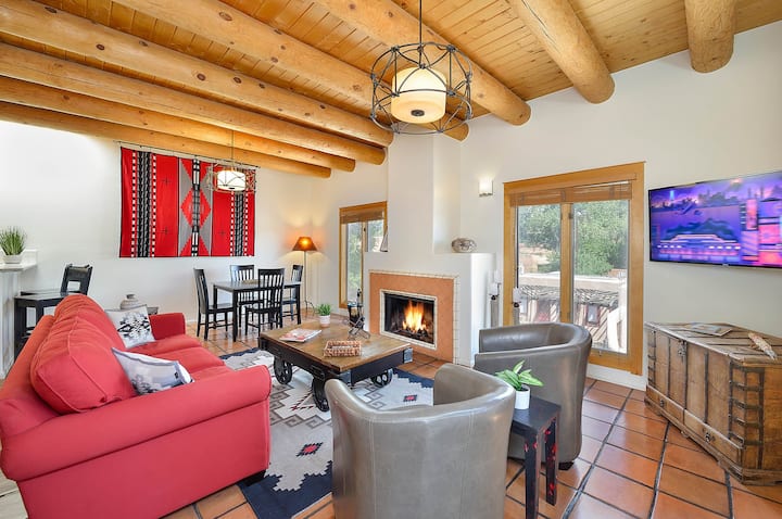 Zona Rosa 77, Santiago - Santa Fe, NM