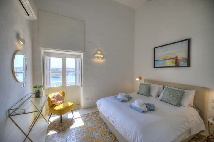 Spacious Maisonette With Spectacular Views Ibri1-1 - La Valeta