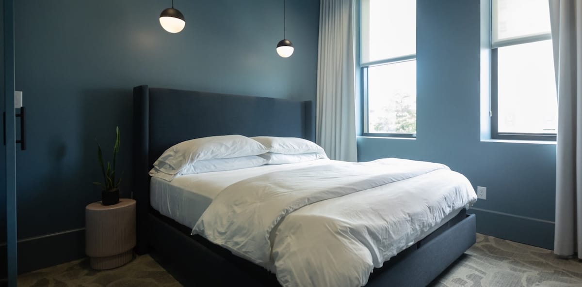 The Thomas Hotel - Suite Premium avec vue sur la place - Lofts à louer ...