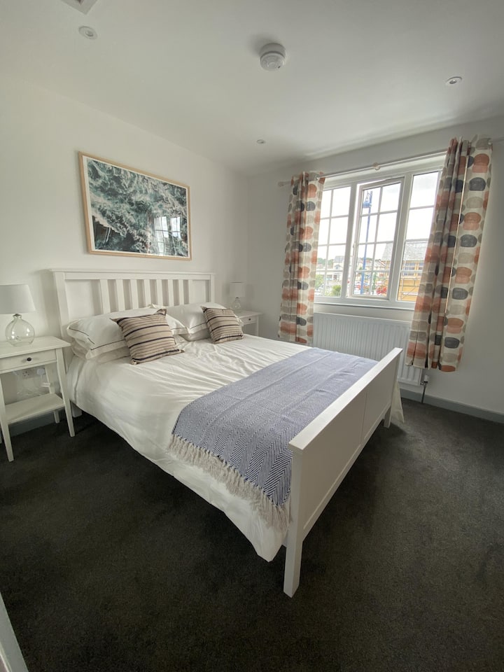 Apartment-premium-ensuite With Shower-street View - Sheringham