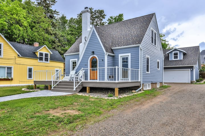 Downtown 3br Lakefront | Dock | Patio | W/d - Minocqua, wI