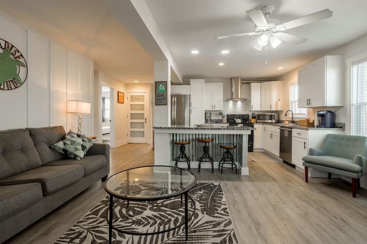 1lpet Friendly Rehoboth Beach Condo Putting Golf - Dewey Beach, DE