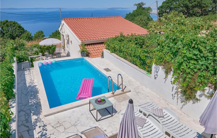 Nice Home In Podstrana - Podstrana
