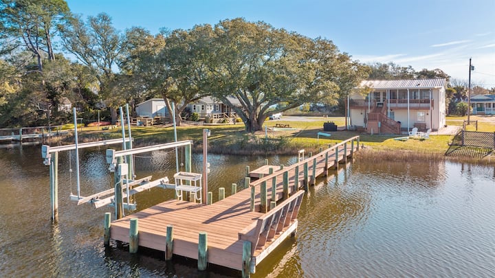 Sunset Views-hot Tub-game Room-office-private Dock - Swansboro, NC