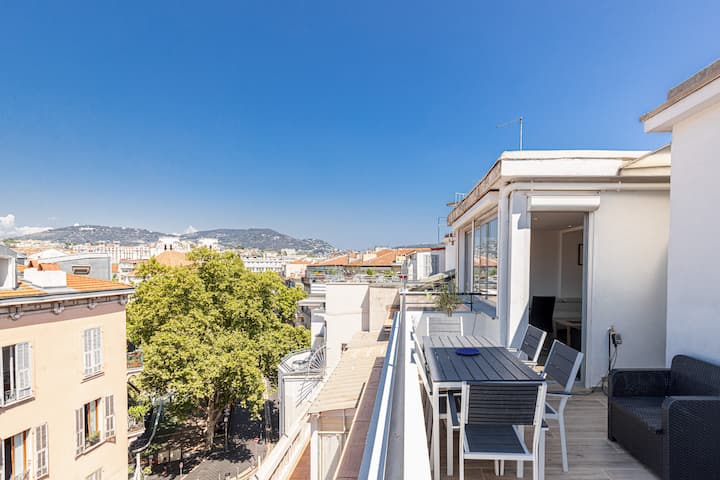 Appartement Moderne - Dernier éTage - Central - Nice