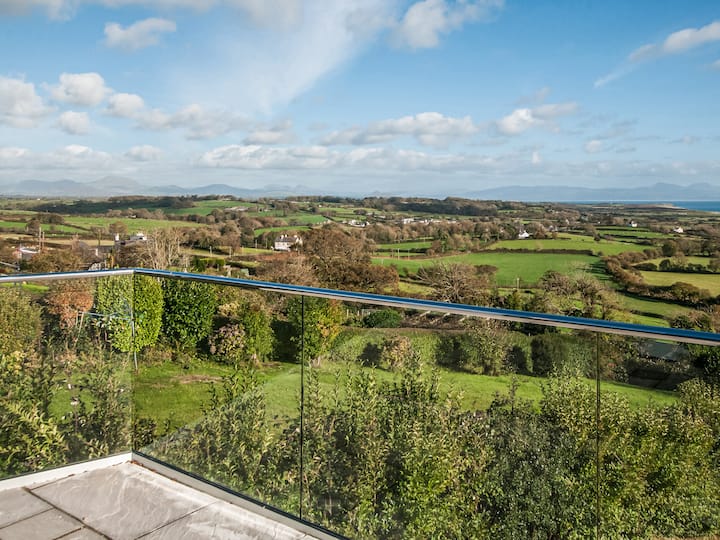 Sgwner View - Pwllheli