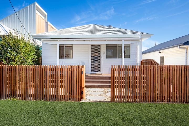 Fishery Road Cottage - Pet Friendly - 2 Min Beach - Currarong