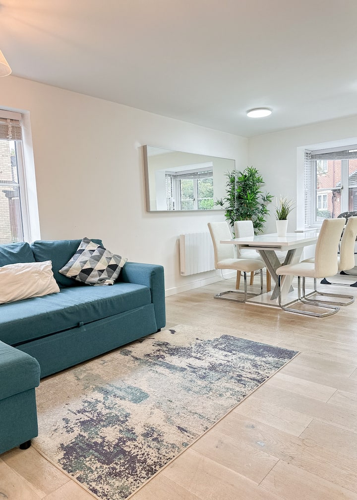 2-bedroom  Bedroom Unit.  With Free Parking - Londres